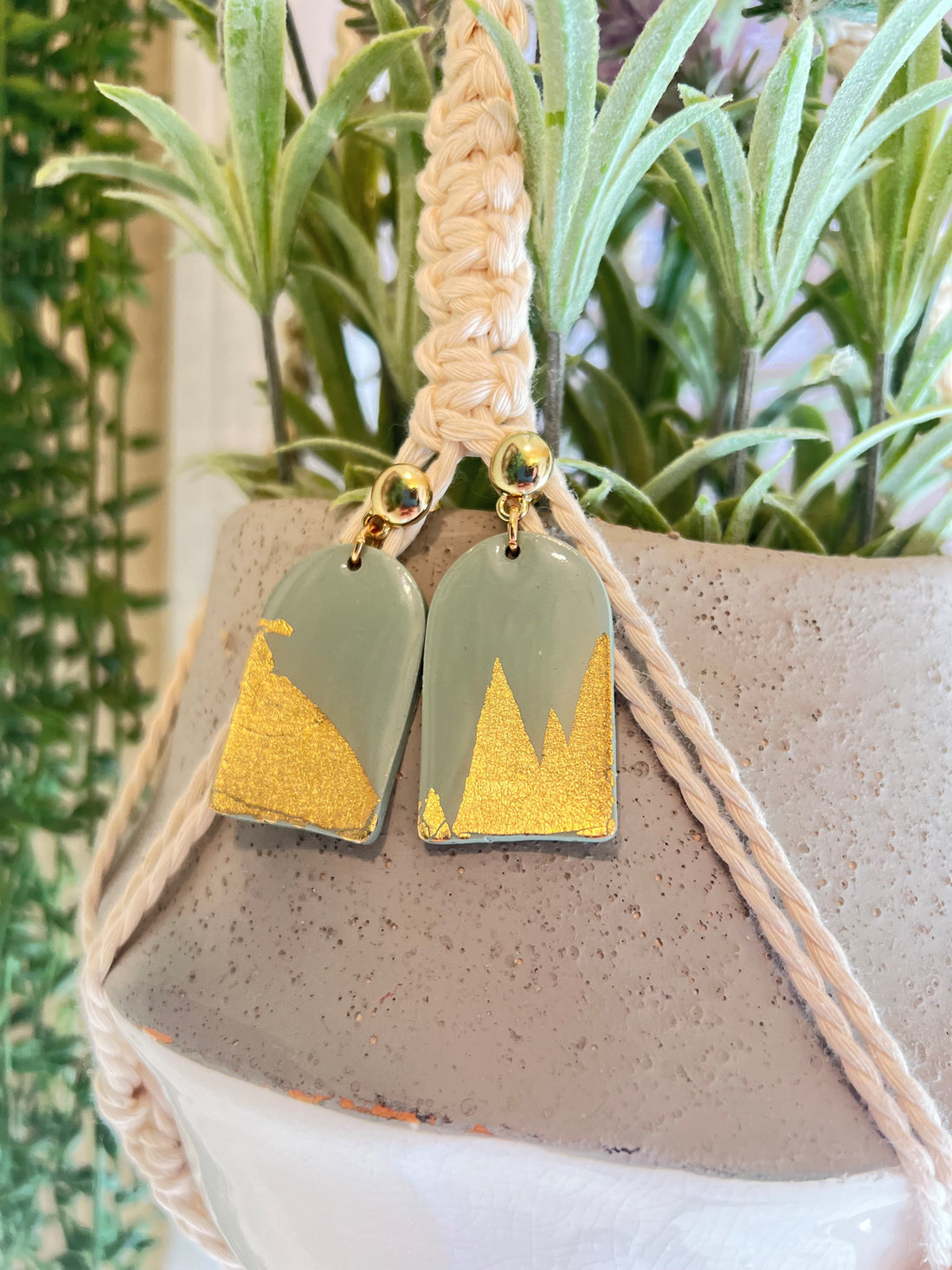 Golden Mountains – Dozer Designs